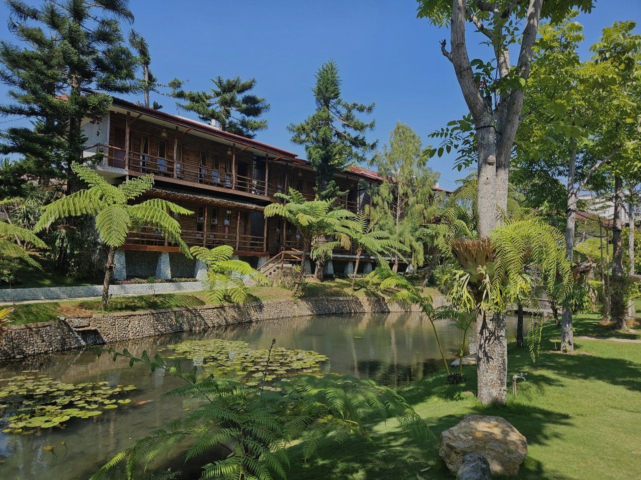 Welcome To Spring Hill Hotel, Ruteng - Spring Hill Hotel