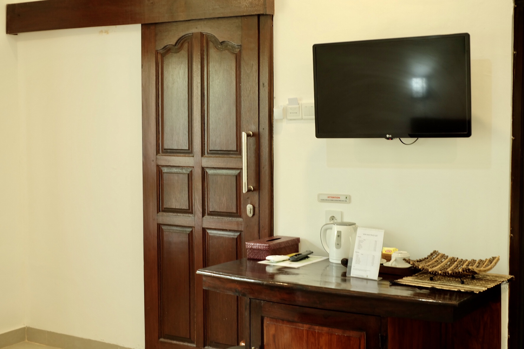 Balinese Room - Bali Wirasana Inn
