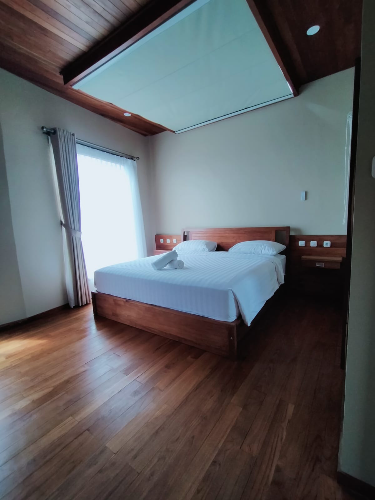 Gallery - Spring Hill Hotel