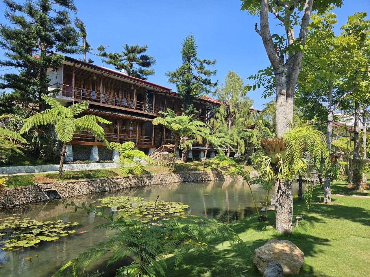 Welcome To Spring Hill Hotel, Ruteng - Spring Hill Hotel